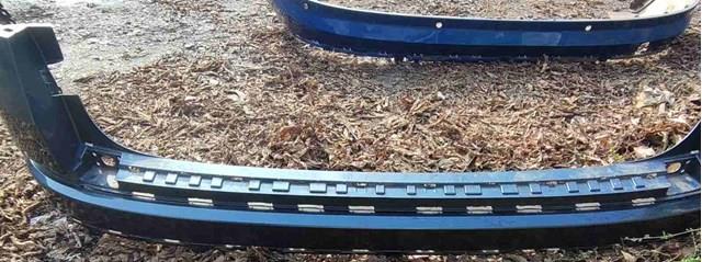 565807421 VAG бампер