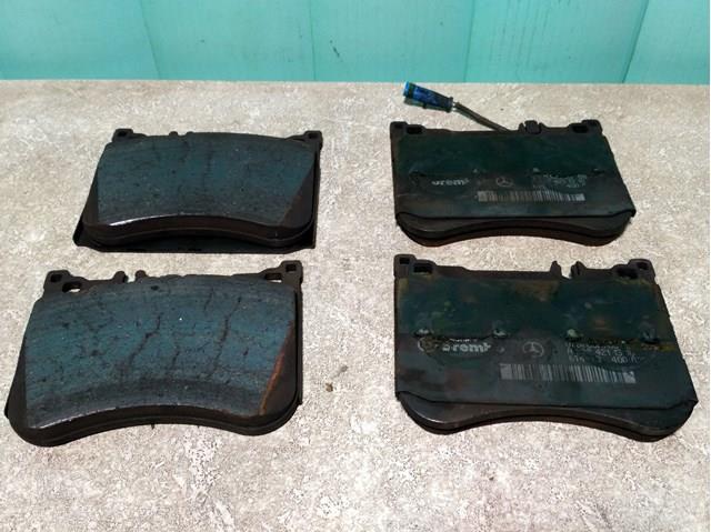 0084200220 Mercedes колодки тормозные передние дисковые
