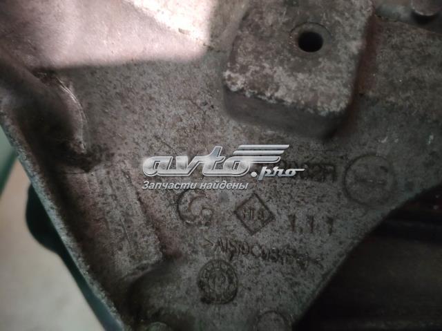 112533062R Renault (RVI) кронштейн подушки кпп левый