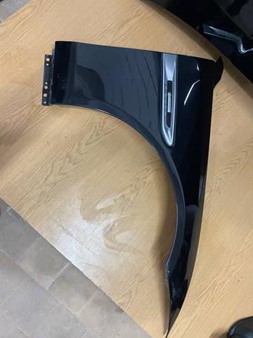 T4N2636 Jaguar крыло переднее rh