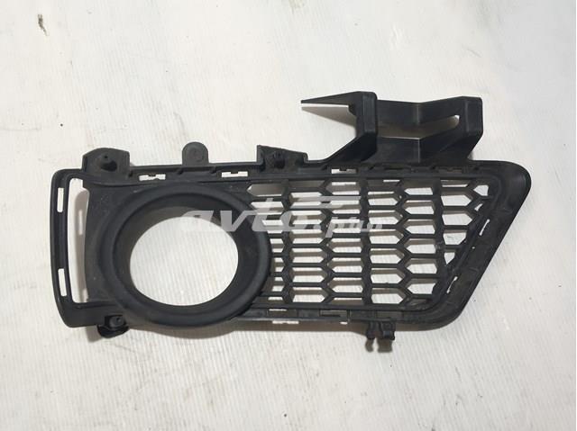 51118054155 BMW заглушка (решетка противотуманных фар бампера переднего ...