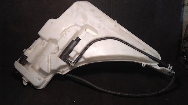 61667241680 BMW бачок стеклоомывателя