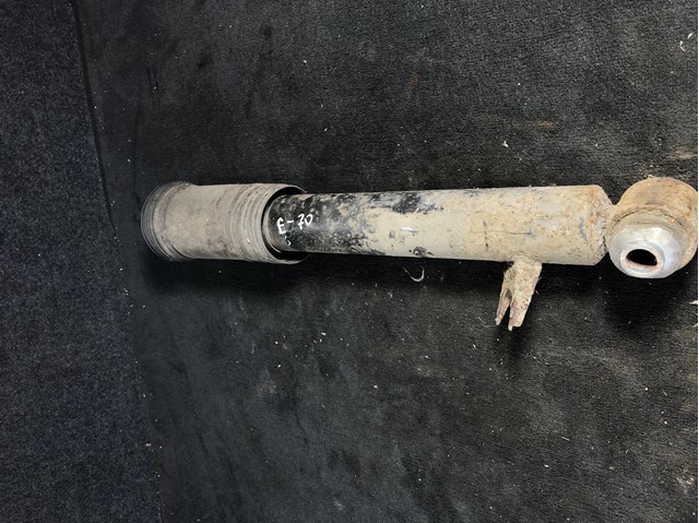 33526782877 BMW амортизатор задний левый