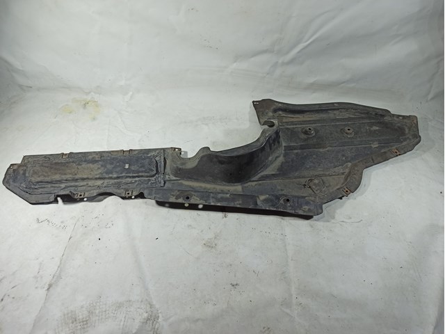 51757172077 BMW молдинг стекла заднего