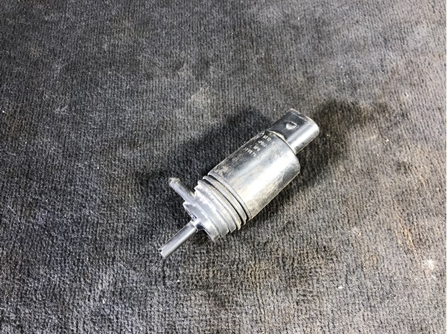 67128377612 BMW насос-мотор омывателя стекла переднего