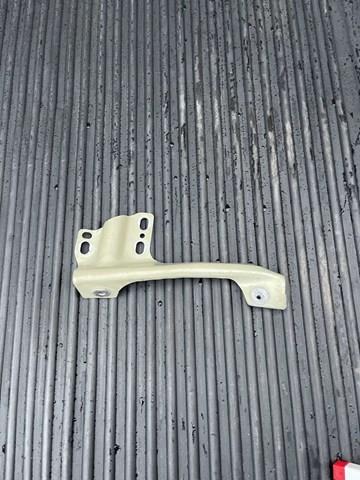 5NA821183 VAG кронштейн