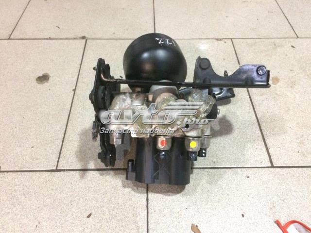 A2213200258 Mercedes блок клапанов регулируемой подвески передний