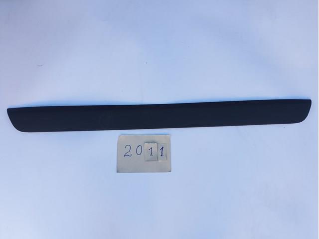 7680242140 Toyota молдинг двери задней (багажной 3/5-й)