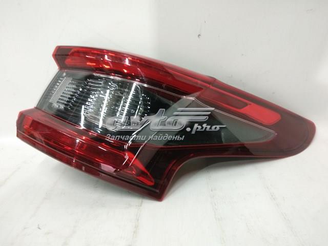 26550HV00A Nissan фонарь задний правый внешний