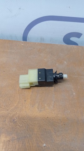 A0015454409 Mercedes датчик включения фонарей заднего хода