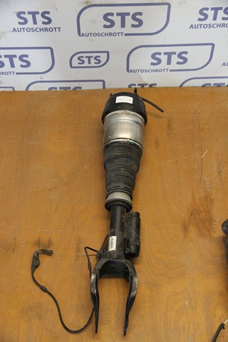 A1663200100 Mercedes стойка пневмоподвески передняя