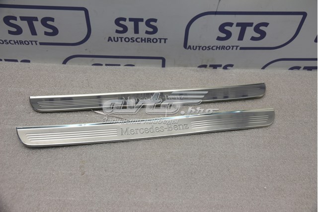 A2056802806 Mercedes автозапчастина