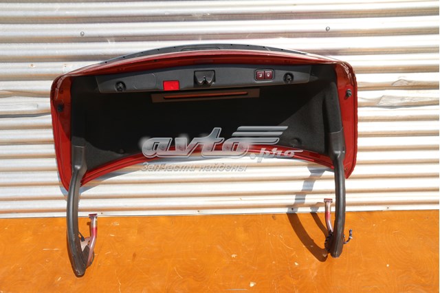 A2137500900 Mercedes крышка баг