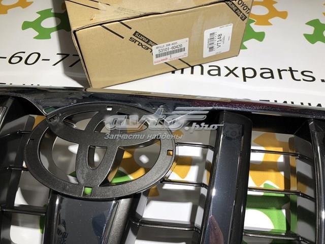 5310160321 Toyota решетка радиатора