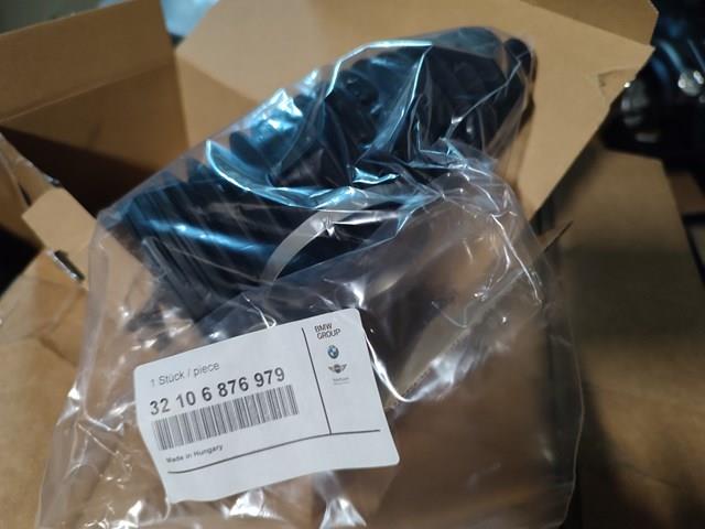 32106876979 BMW пыльник рулевой рейки