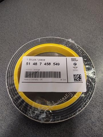 51487458549 BMW звукоизоляция обтекателя лобового стекла