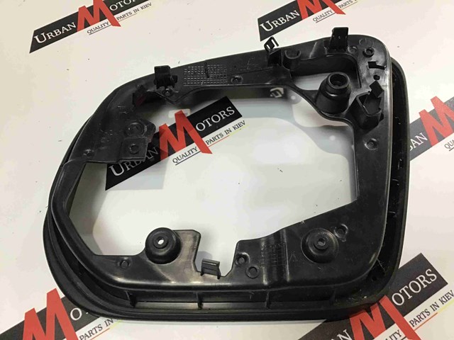 A1678110600 Mercedes накладка дзеркала бокового