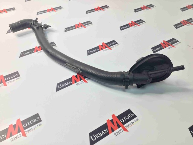 2128300696 Mercedes патрубок