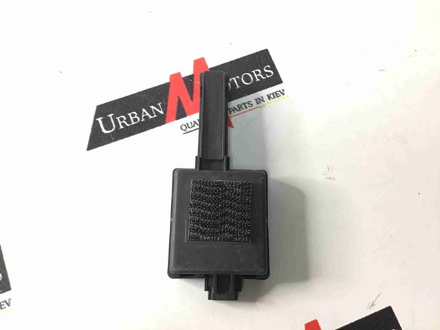 LR005209 Land Rover bартiсь з доставкою окрiм габариту