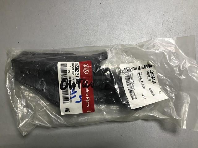 865822t000 Hyundai/Kia правое крепление переднего бампера