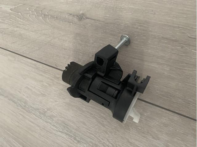 A2047500061 Mercedes накладка