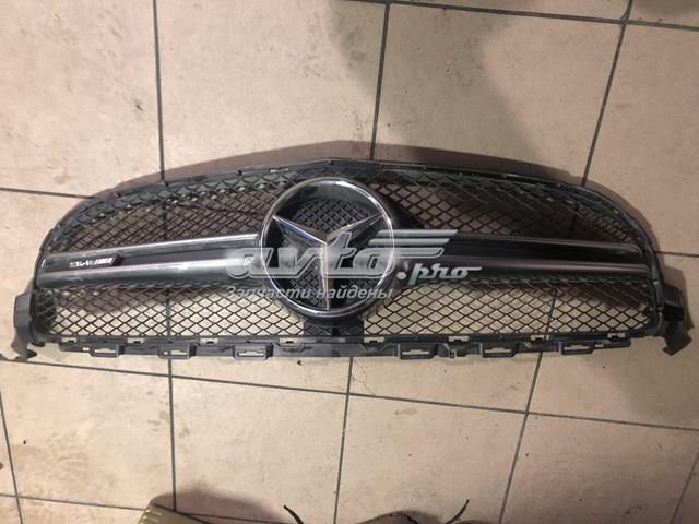 A2058880223 Mercedes решетка радиатора