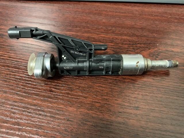 13538625396 BMW форсунка впрыска топлива