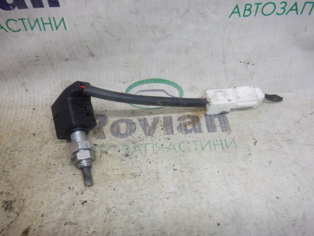938402E000 Hyundai/Kia Датчик включения сцепления