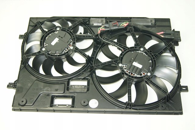 3Q0121205B VAG Диффузор радиатора охлаждения