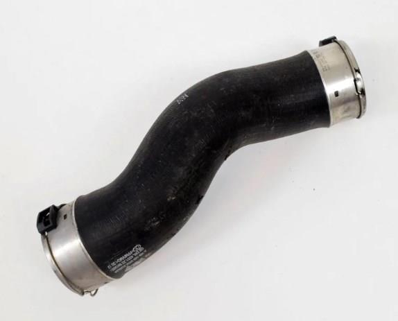 1665280482 Mercedes шланг (патрубок интеркуллера правый)