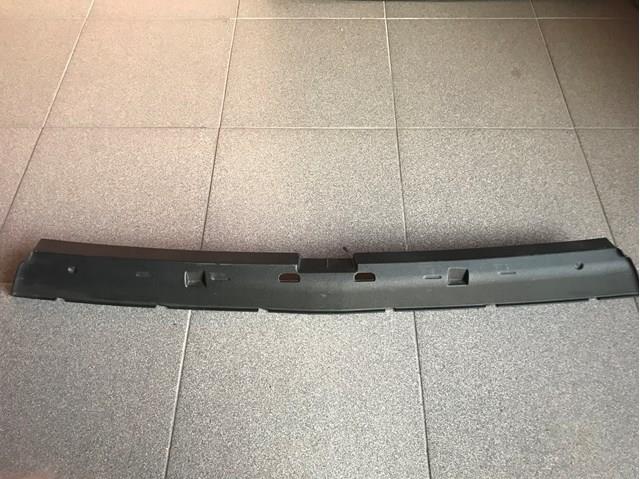 5271960010 Toyota молдинг решетки бампера переднего верхний