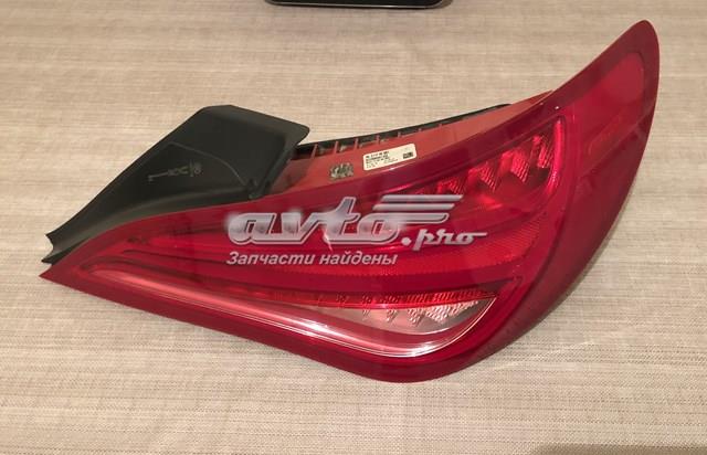 A1179060401 Mercedes фонарь задний в сборе