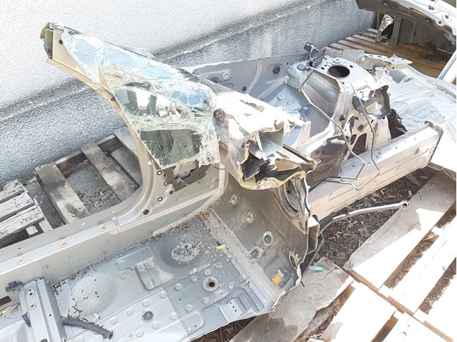 Лонжерон рамы передний левый на BMW 1 (E81, E87)