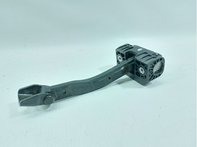 Купить ограничитель открывания двери, передний на BMW 5 (F10)