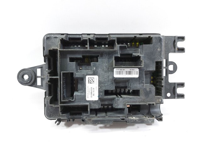 61149259466 BMW блок предохранителей задний салонный