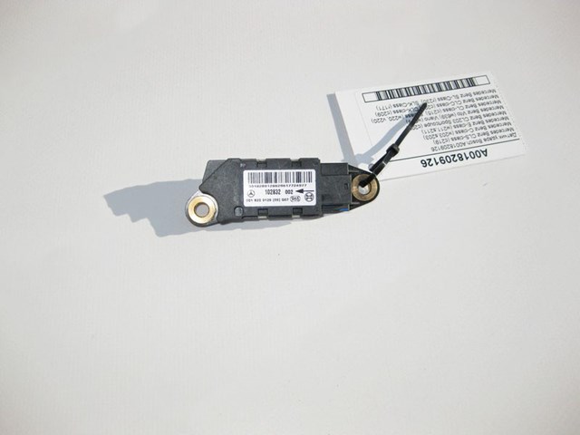A0018209126 Mercedes датчик удара