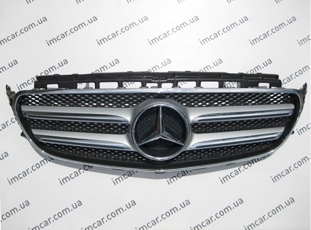 A2138880160 Mercedes опора решетки радиатора