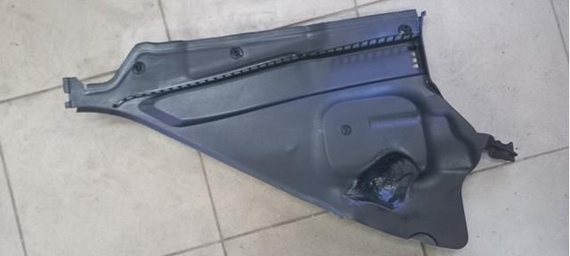 51717405638 BMW планка обтекателя л