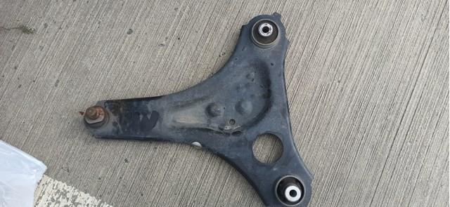 A4533308000 Mercedes рычаг поперечный нижний