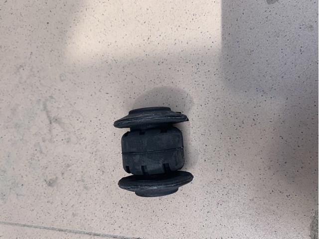 2991601 Lemforder сайлентблок нижнего переднего рычага