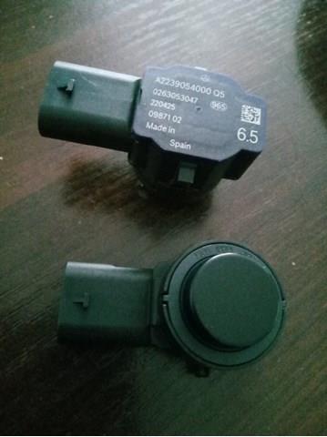 A2239054000 Mercedes датчик парктроника