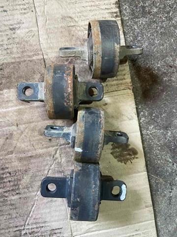 55275D3000 Hyundai/Kia сайлентблок заднего продольного рычага