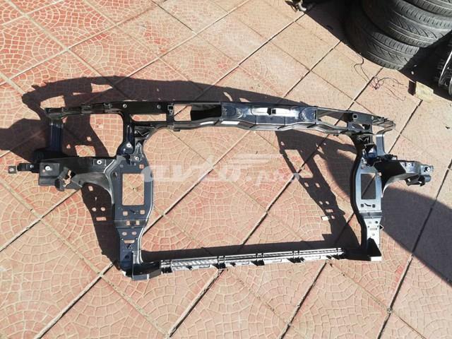 4H0805594E VAG кронштейн для радиатора