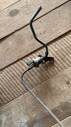 A0004766432 Mercedes клапан вентиляции топливного бака