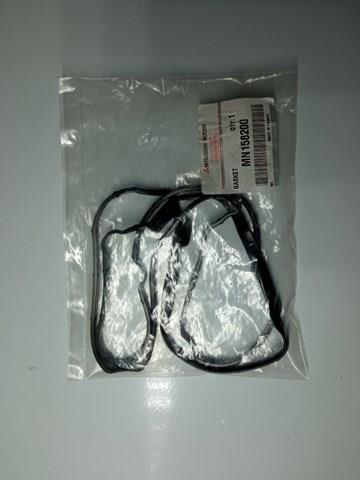 MN158200 Mitsubishi прокладка клапанной крышки двигателя