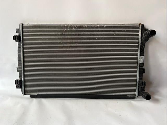 5Q0121251GQ VAG радиатор охлаждения двигателя