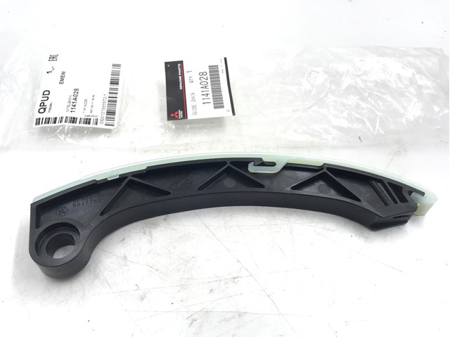 1141A028 Mitsubishi башмак натяжителя цепи грм