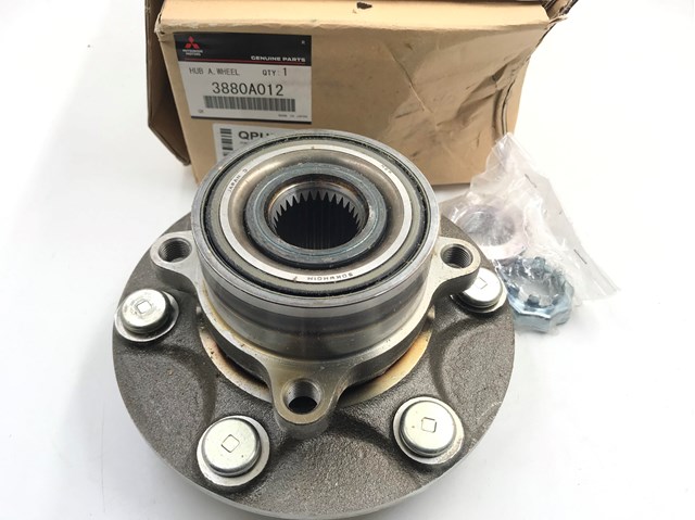 Ступица на Mitsubishi Pajero IV SHORT внедорожник (2006 - 2013 ...