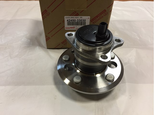 4245033030 Toyota ступица задняя правая