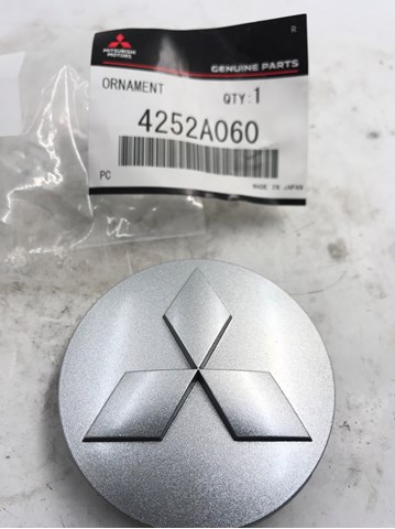 4252A060 Mitsubishi колпак колесного диска